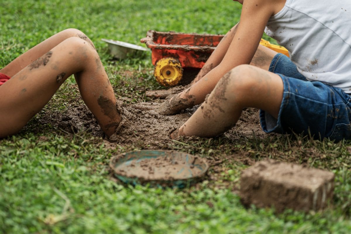 The Best Soil for Mud Play [and why mud play matters] - Play. Learn ...