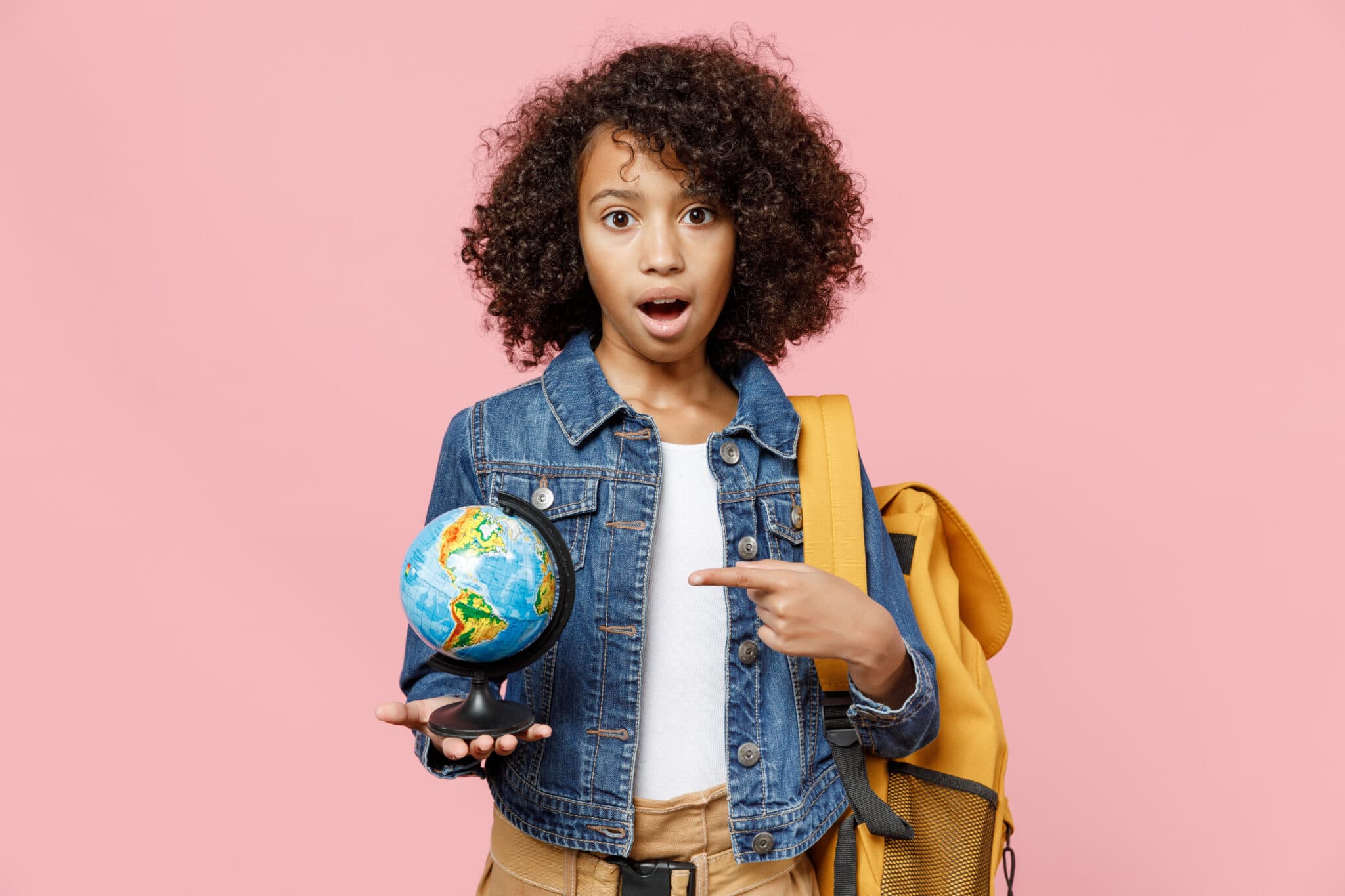 Worldschooling 101: How to Give Your Child a Global Education - Play. Learn. Thrive.